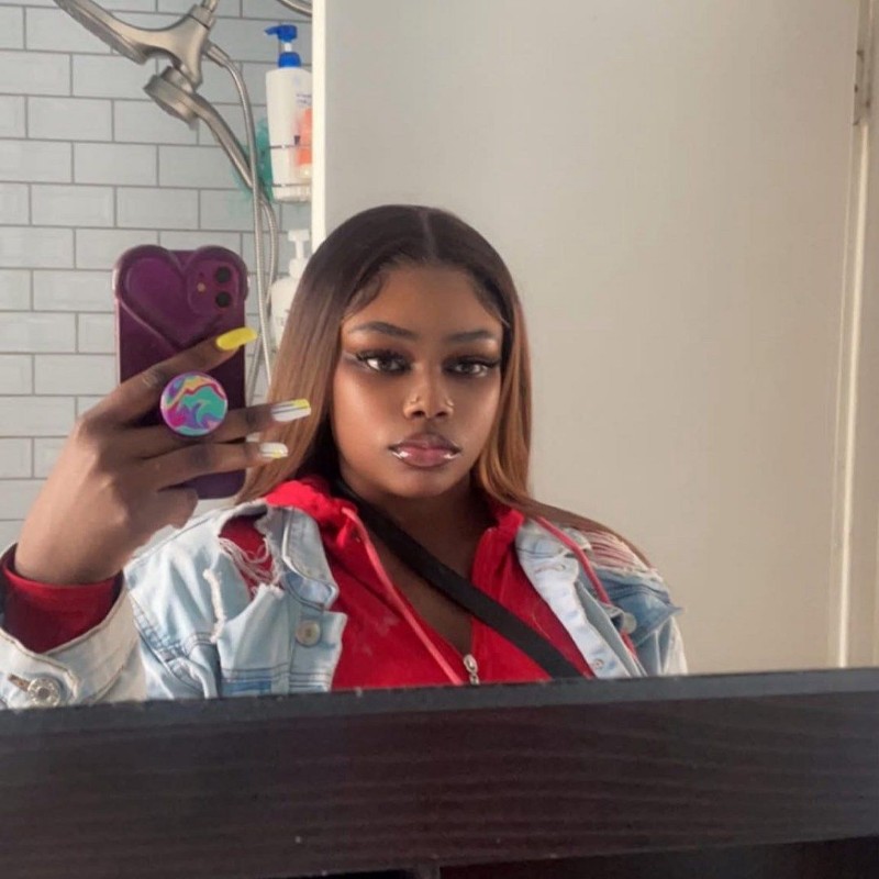 Vee (@veethepisces) | Snapchat Stories, Spotlight & Lenses