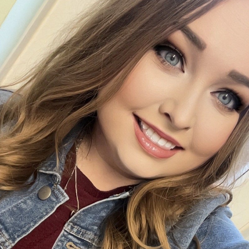 Vicky 🎀 (@victorious_ox) | Snapchat Stories, Spotlight & Lenses