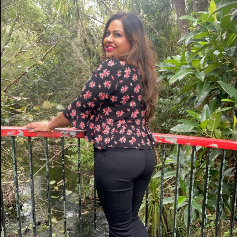 vItHiYa yOgEs🩷 (@vidyayoges) | Snapchat Stories, Spotlight & Lenses