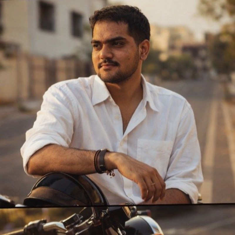 Viral Prajapati (@viral_1011) | Snapchat Stories, Spotlight & Lenses