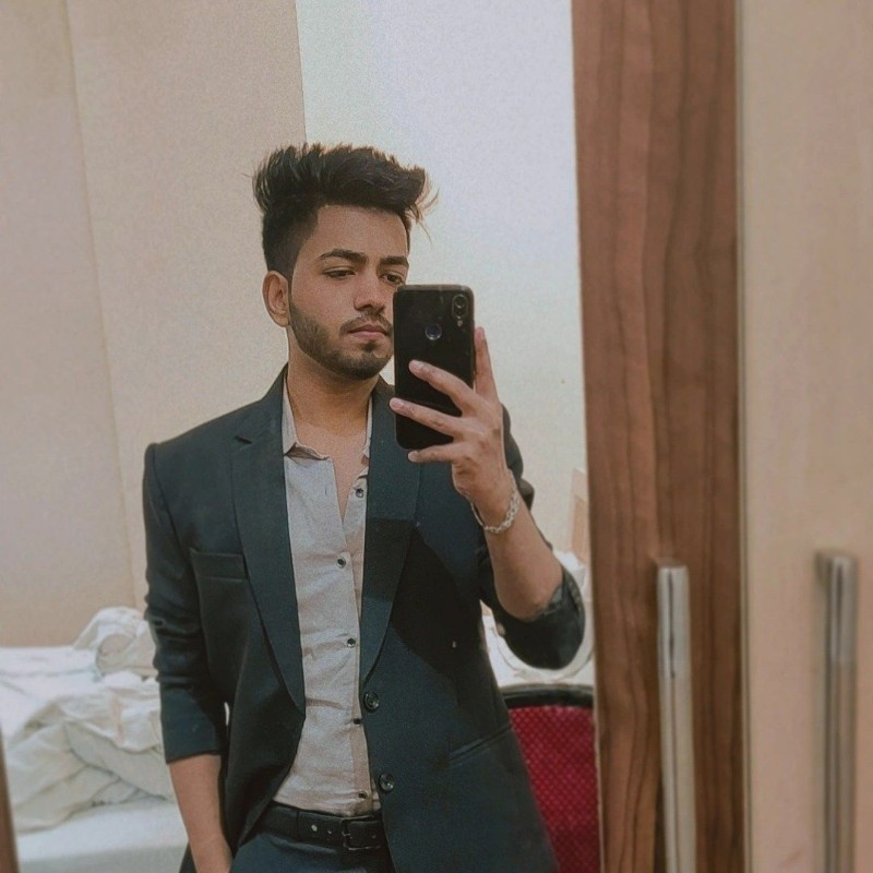 Vaibhav Verma (@vvaibhavv_25) | Snapchat Stories, Spotlight & Lenses