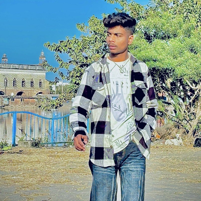 Varun Yadav (@vyadav20254515) | Snapchat Stories, Spotlight & Lenses