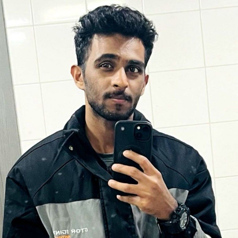 VYSH (@vysakh315) | Snapchat Stories, Spotlight & Lenses