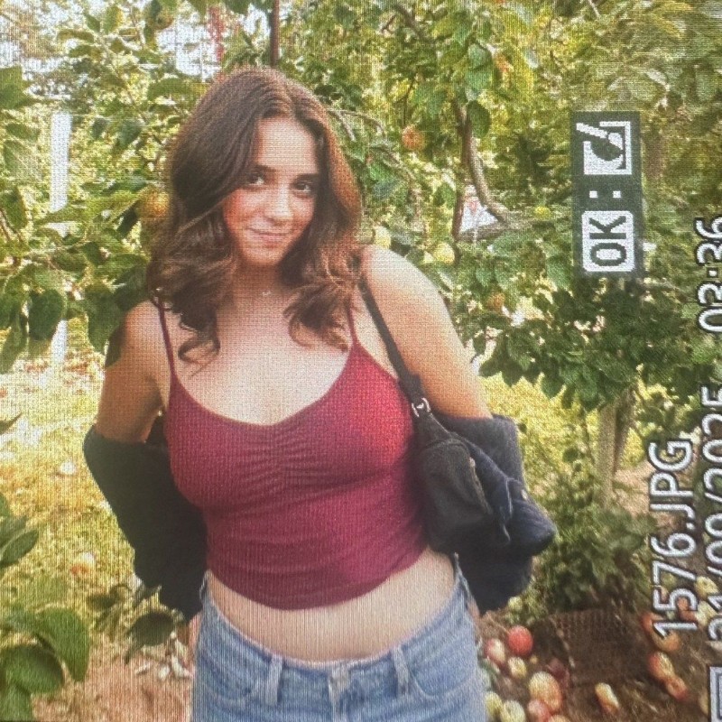 Julia Webster (@websterjuliaa) | Snapchat Stories, Spotlight & Lenses