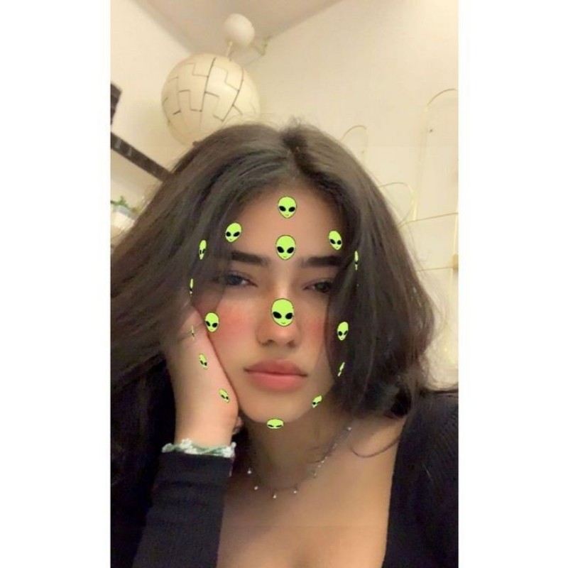 𝗮𝗹𝗶𝘇𝗮𝗮𝗻𝘀𝗮𝗿𝗶 (@wft_elyy) | Snapchat Stories, Spotlight & Lenses