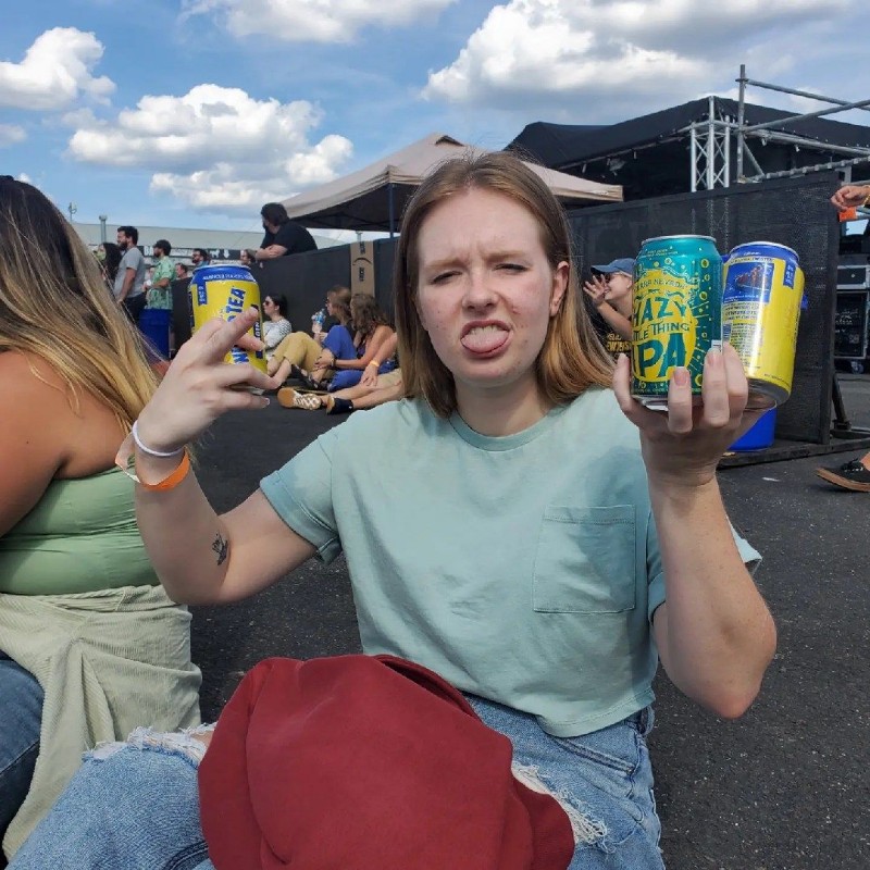 Cait(@what_team) | เรื่องราว Snapchat ตลอดจน Spotlight และเลนส์