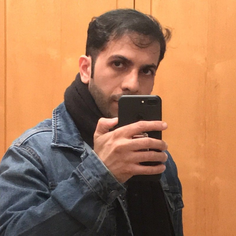 ℳℜ. Whᗩtever😎 🏻™ (@whatever.uae) | Snapchat Stories, Spotlight & Lenses