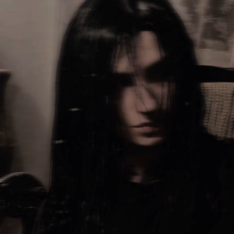 Crow (@whenheartsbleed) | Snapchat Stories, Spotlight & Lenses