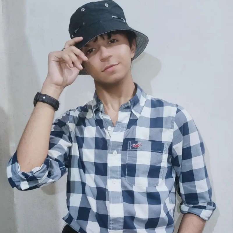 Saad Ghauri (@whisperinglens) | Snapchat Stories, Spotlight & Lenses