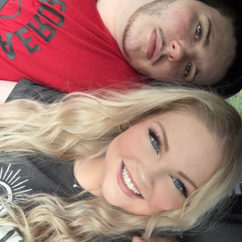 Whitney Ball🌸🧸 (@whitney-ball) | Snapchat Stories, Spotlight & Lenses