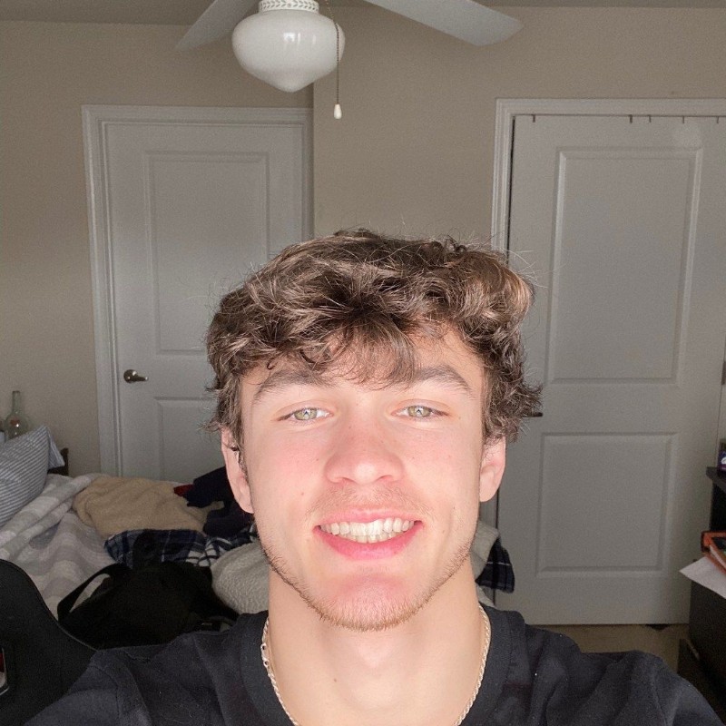 Will (@will_edmiston) | Snapchat Stories, Spotlight & Lenses
