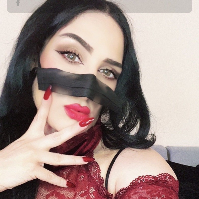 ياسمين الشام (@wwyy200) | Snapchat Stories, Spotlight & Lenses
