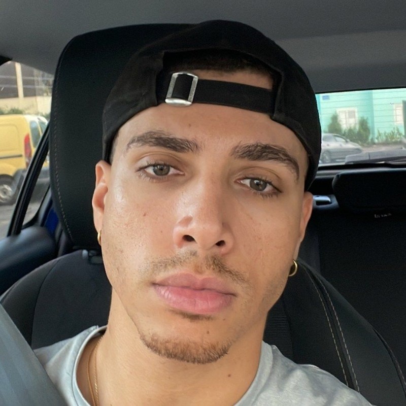 XAVIER PICARDO "LE X" 🇷🇪👊🏼 (@xavierpicardo) | Snapchat Stories, Spotlight & Lenses