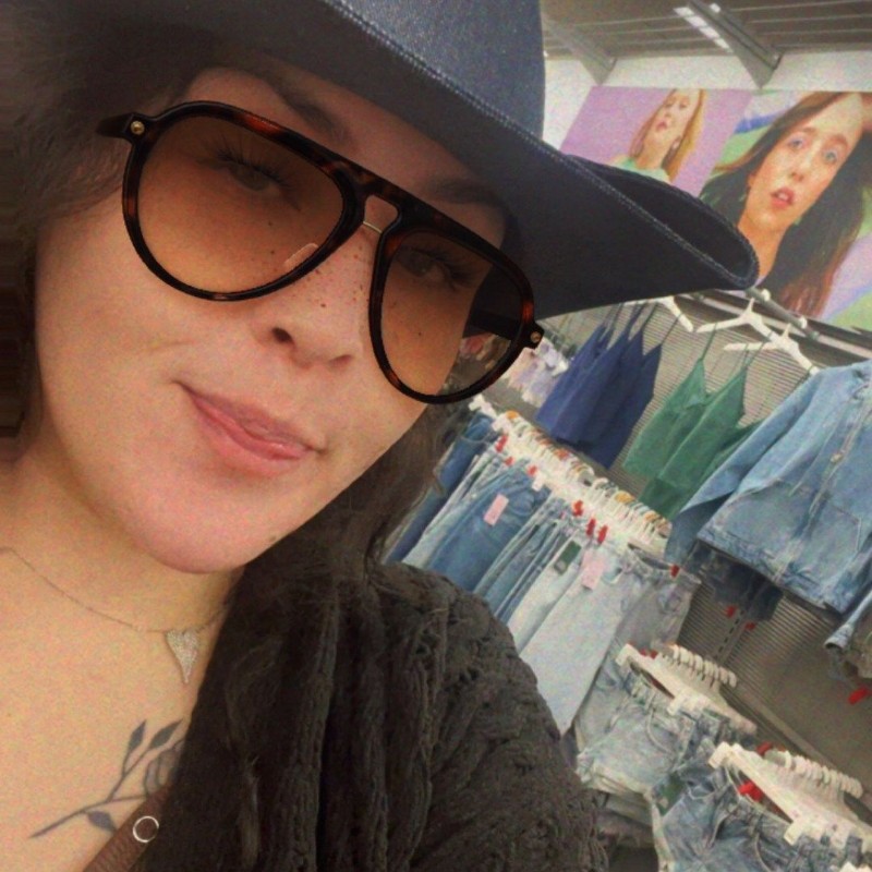 Xstina 702 (@xstina702) | Snapchat Stories, Spotlight & Lenses