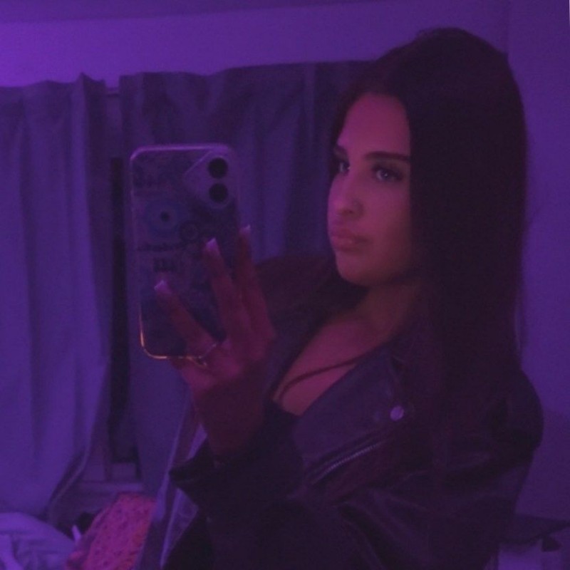 Mia xx (@xx.miax333) | Snapchat Stories, Spotlight & Lenses