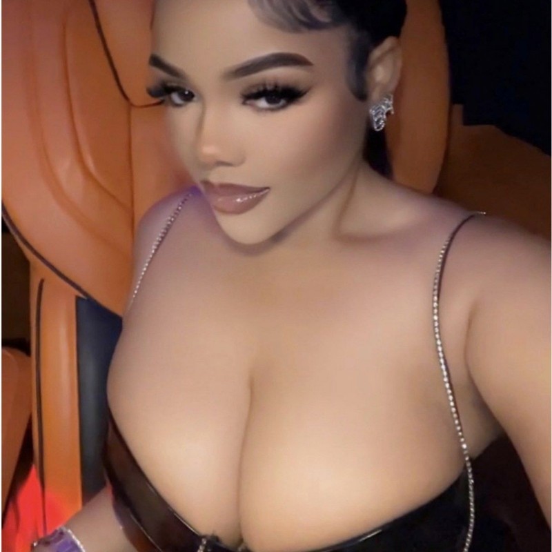 Ya_Yra (@ya_yra) | Snapchat Stories, Spotlight & Lenses