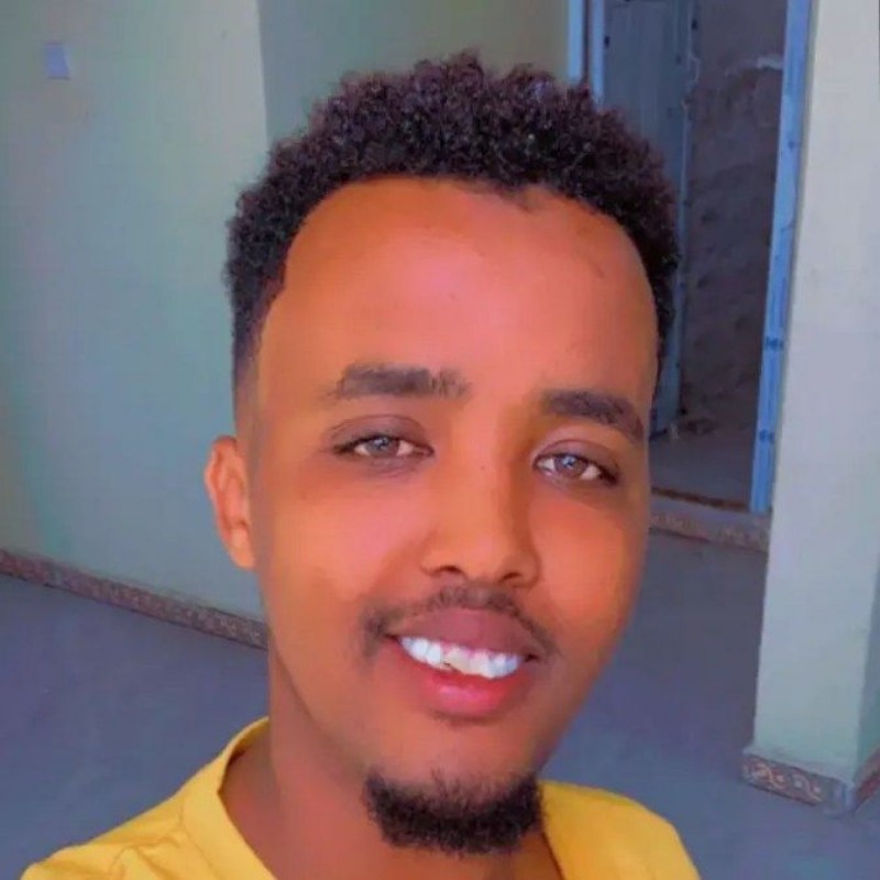 Yacquub Abdirahman (@yacka_hero) | Snapchat Stories, Spotlight & Lenses