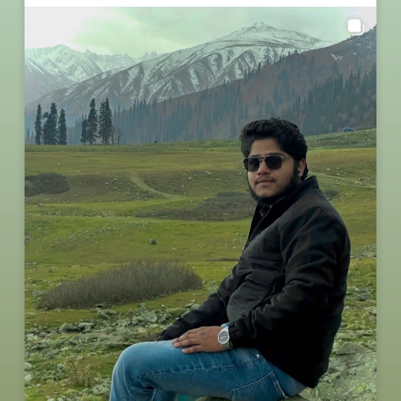 YB (@yasirbagwan9786) | Snapchat-Stories, Spotlight och linser