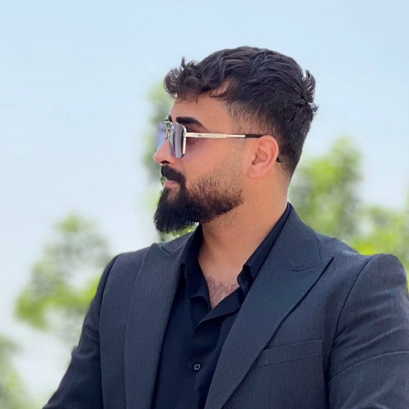 ﮼هه‌ورامی (@yassr.hawrami) | Snapchat Stories, Spotlight & Lenses