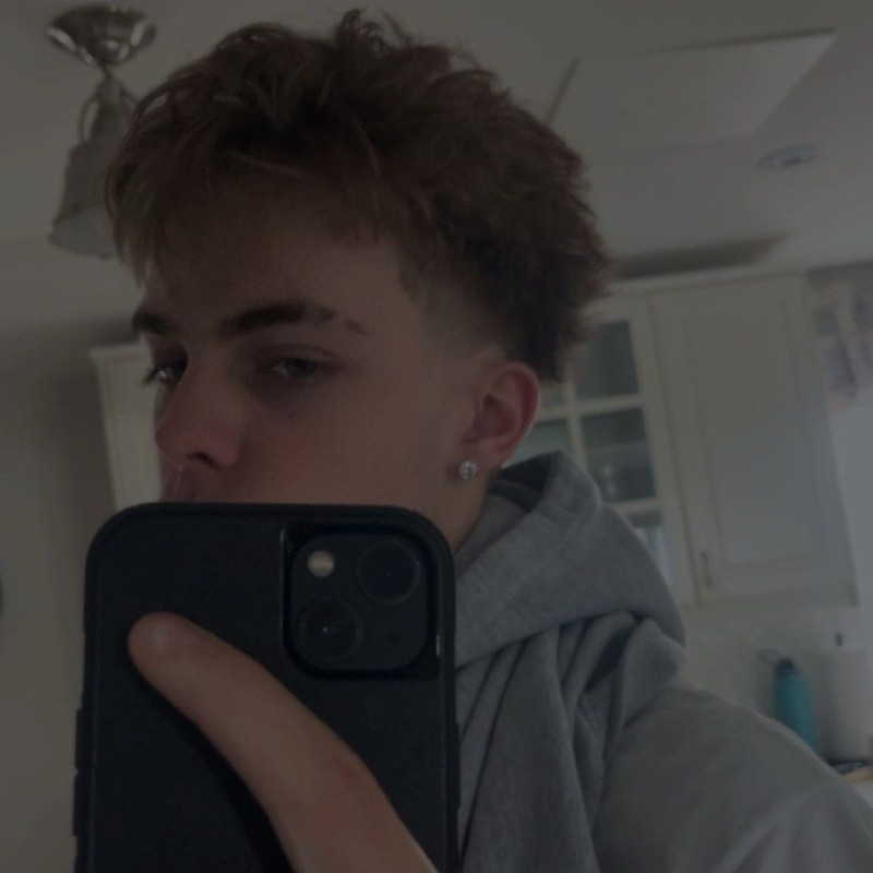 𝓒💸 (@ydk-charlie) | Snapchat Stories, Spotlight & Lenses