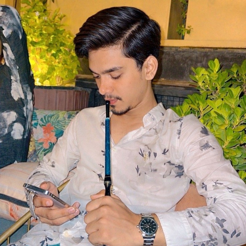 ᴘʀɪɴᴄᴇ ʏᴅᴠ (@ydvv_prince) | Snapchat Stories, Spotlight & Lenses