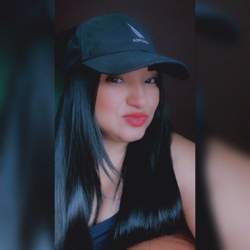 Cantor Yeny (@yeny98_02) | Snapchat Stories, Spotlight & Lenses