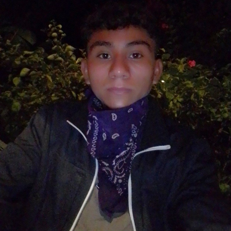 Yerlin Lopez (@yerlinl25) | Snapchat Stories, Spotlight & Lenses