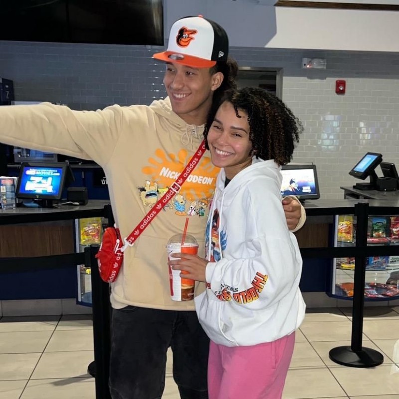 Sam And Jordan (@yesconnieshere6) | Snapchat Stories, Spotlight & Lenses