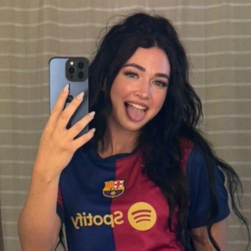 Evgeniya Lvovna 🌹 (@yevaleva) | Snapchat Stories, Spotlight & Lenses