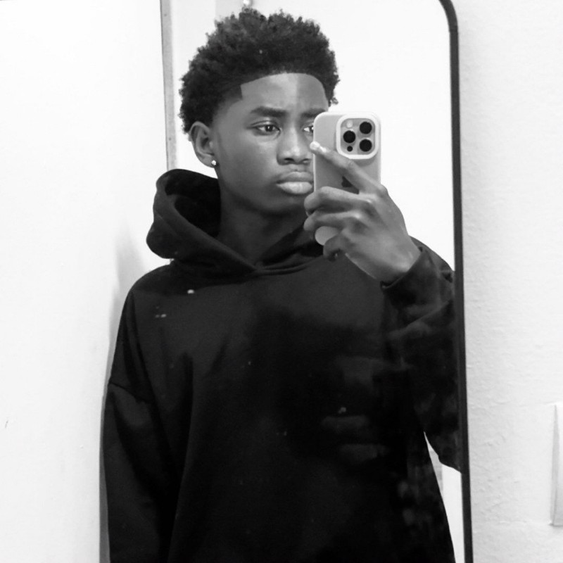 𝐘𝐎𝐄𝐃🌟 (@yoed.kwm) | Snapchat Stories, Spotlight & Lenses