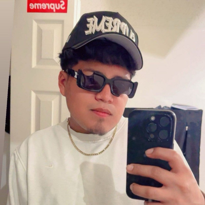 ꋫ ꒒ ꍟ ꊼ 👑 (@youngalex7) | Snapchat-Stories, Spotlight och linser
