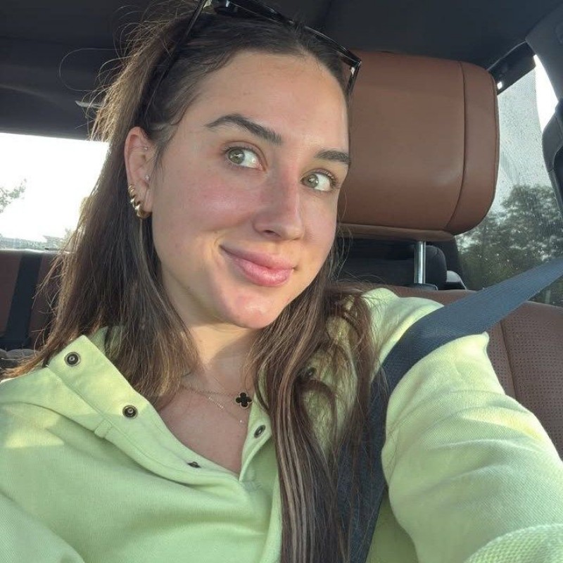 Alessla Hart (@youngcent282) | Snapchat Stories, Spotlight & Lenses