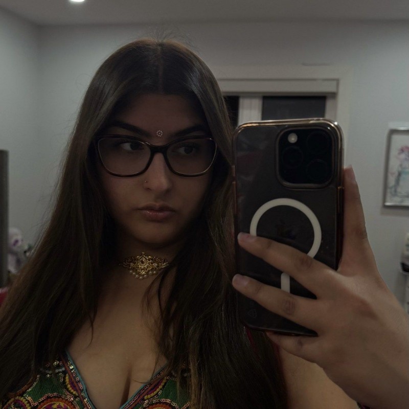 Isha 💋 (@yourfaveisha) | Snapchat Stories, Spotlight & Lenses