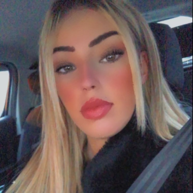 Youyou Dimss (@youyoudims) | Snapchat Stories, Spotlight & Lenses