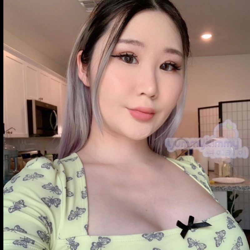 YUMMY KIMMY (@yummykimmy_vip) | Snapchat Stories, Spotlight & Lenses