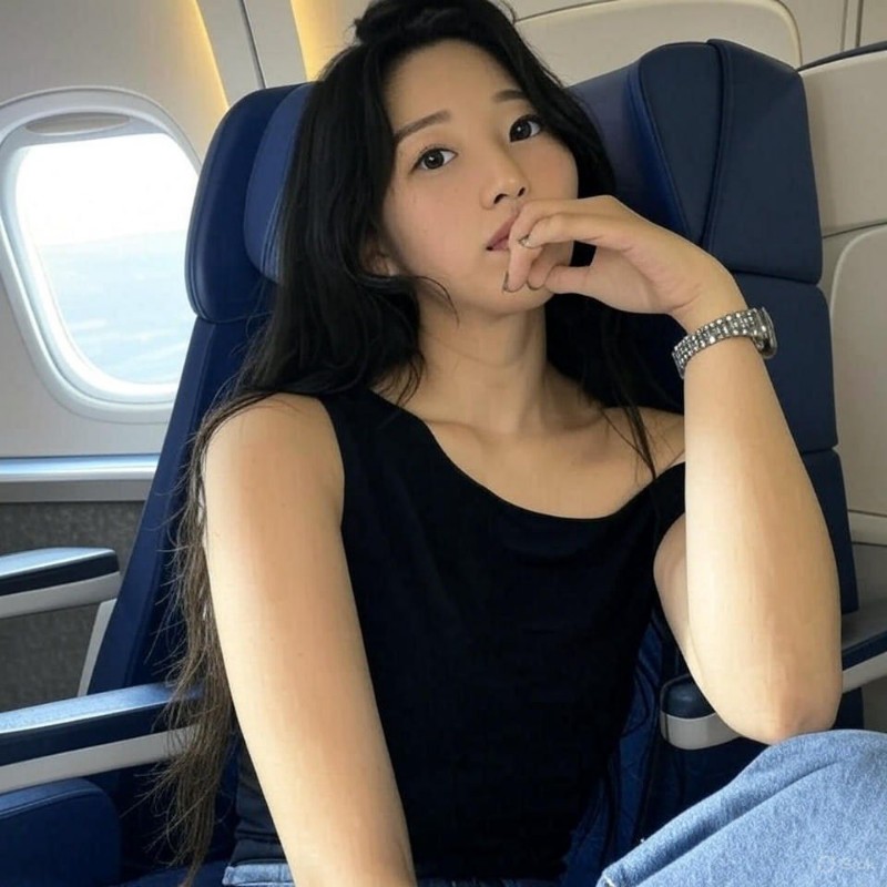 YUN YEONG-SUK (@yunyeongsuk) | Snapchat Stories, Spotlight & Lenses