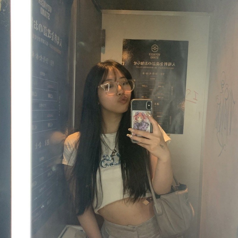 Yurika Fukino (@yurika_fukino) | Snapchat Stories, Spotlight & Lenses