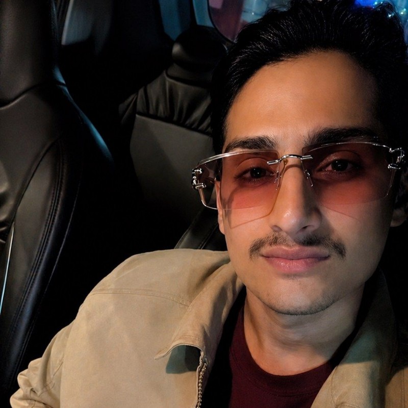 zaidd.diiiiii (@zaidi_maqbool) | Snapchat Stories, Spotlight & Lenses