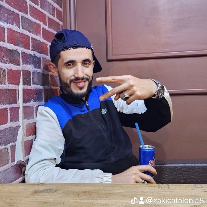 zaki catalonia🚶‍♂️🥀🇩🇿🇧🇪 (@zaki_ca) | Snapchat Stories, Spotlight & Lenses