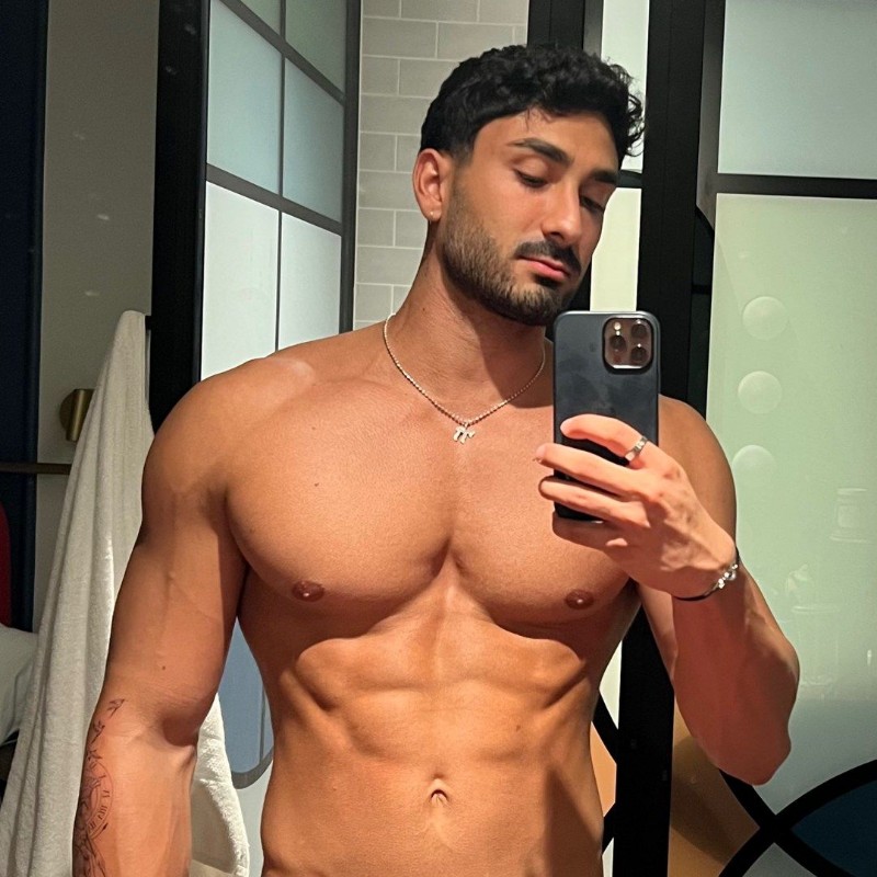 Zayn Dom (@zayndom1) | Snapchat-Stories, Spotlight och linser