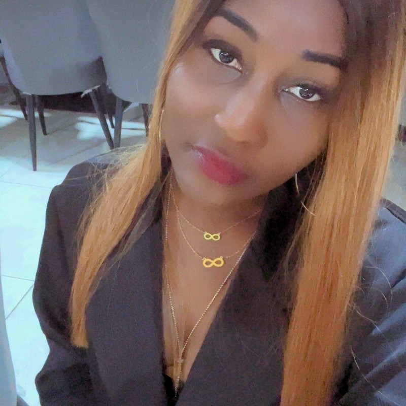 Zena Sangare (@zena_sangar2025) | Snapchat Stories, Spotlight & Lenses