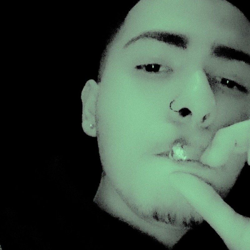 Zion(@ziomatm) | สตอรี่ Snapchat ตลอดจน Spotlight และเลนส์