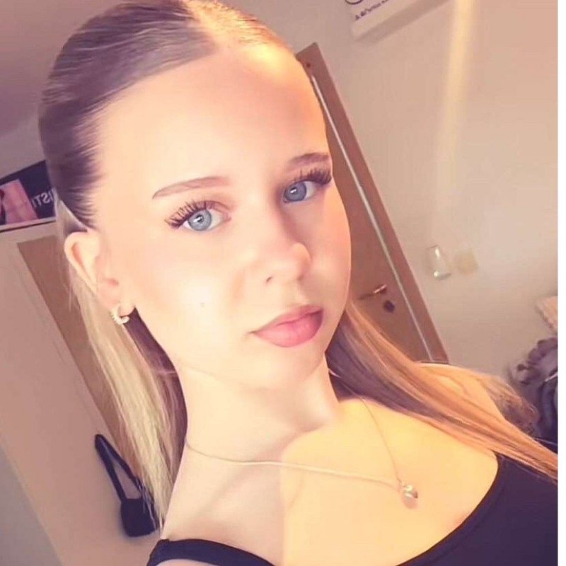 Zoey 🤍 (@zoeyy_therrmann) | Snapchat Stories, Spotlight & Lenses