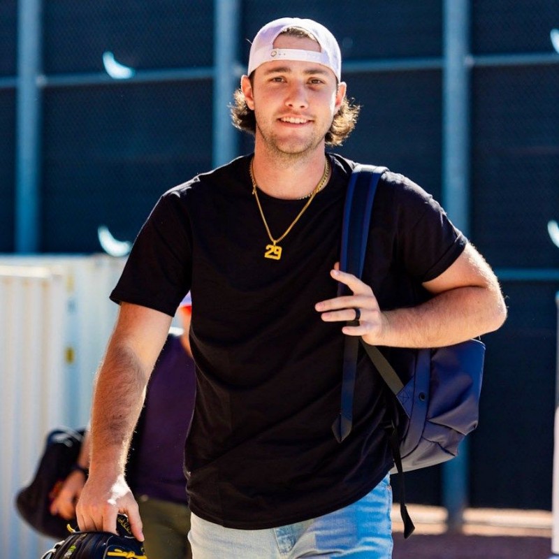 Zack (@zphilly25) | Snapchat Stories, Spotlight & Lenses